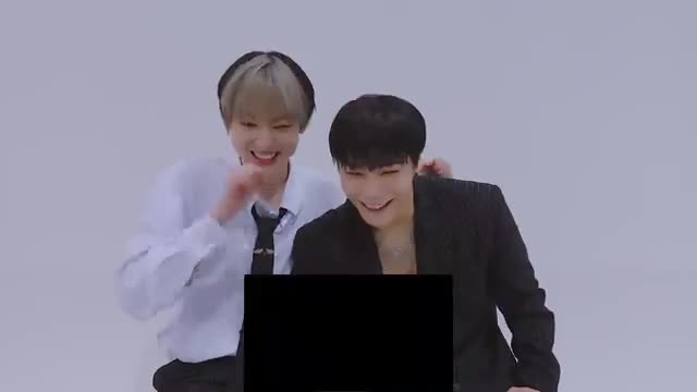 ریکشن مونبین و سانها به ام وی "Bad Idea " - نماشا